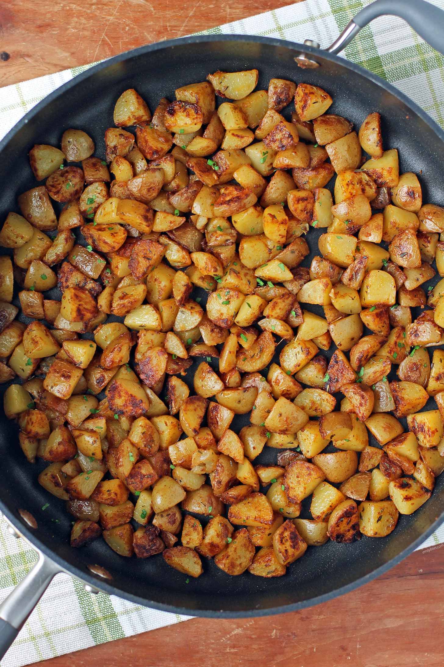 Skillet Breakfast Potatoes - Emily Bites